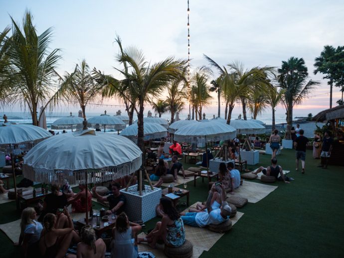 15 Best Beach Clubs In Bali: Seminyak, Canggu, Uluwatu + More | Almost ...